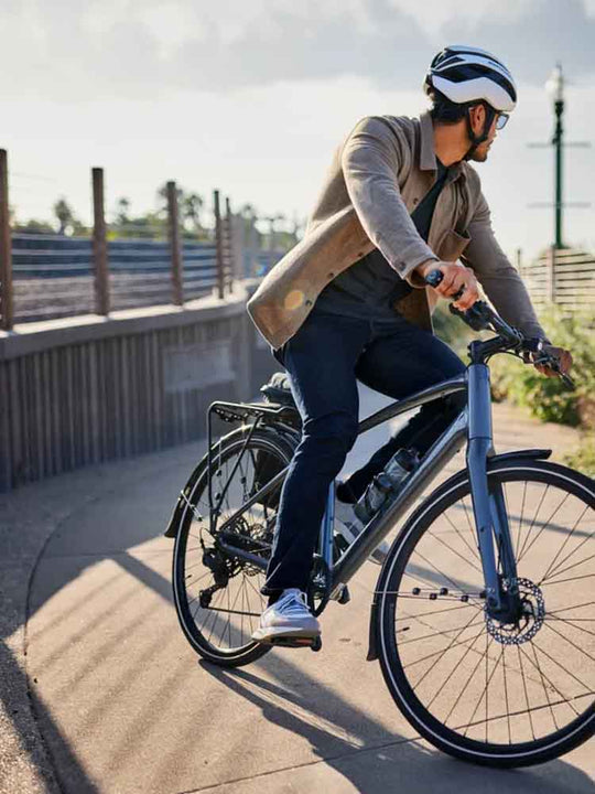 【2025年】TREK FX 3 Gen 4｜軽量クロスバイクで快適通勤＆街乗り – バイクプラス