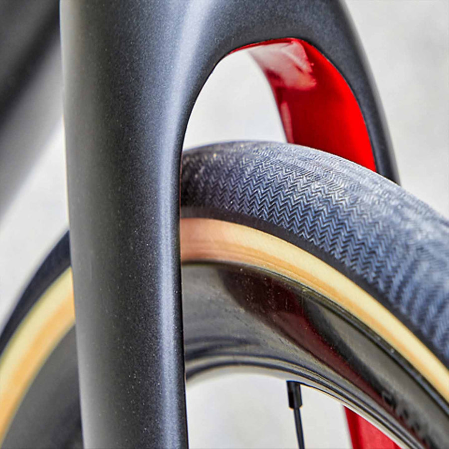 Trek Domane AL 5 Gen 4（トレック ドマーネ AL5 Gen4）